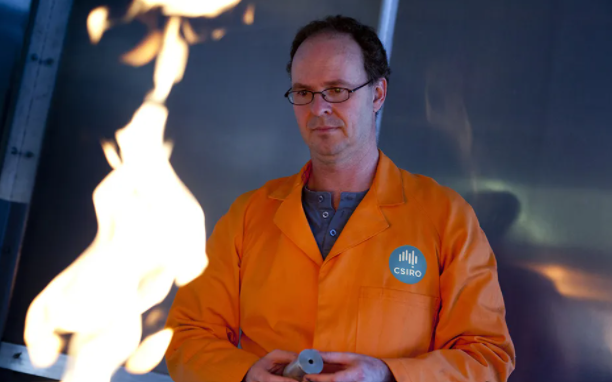 A World on Fire – RADIO ECOSHOCK